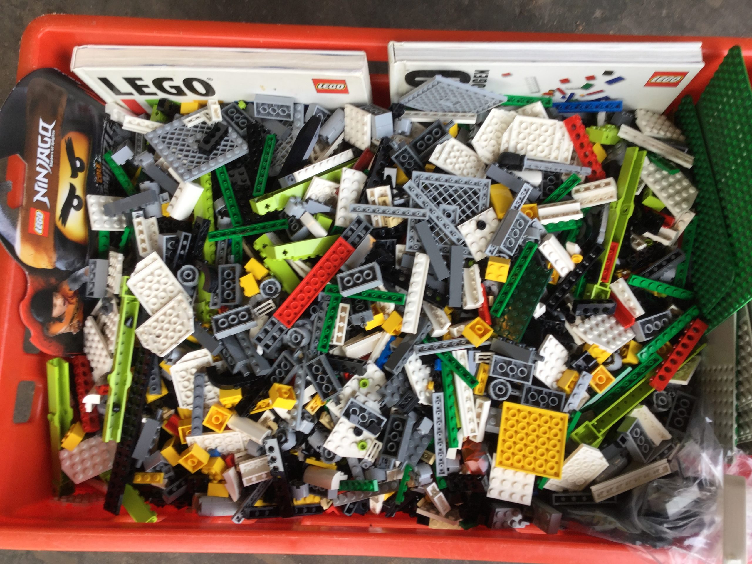 Stor kasse LEGO, SFG624 - Genbrugsauktion