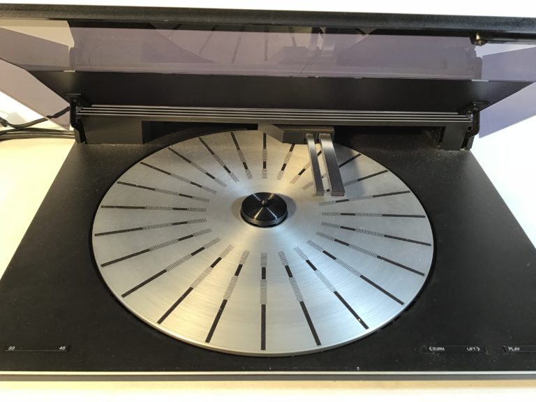 B & O Beogram 3000 -Sfn 574 - Genbrugsauktion