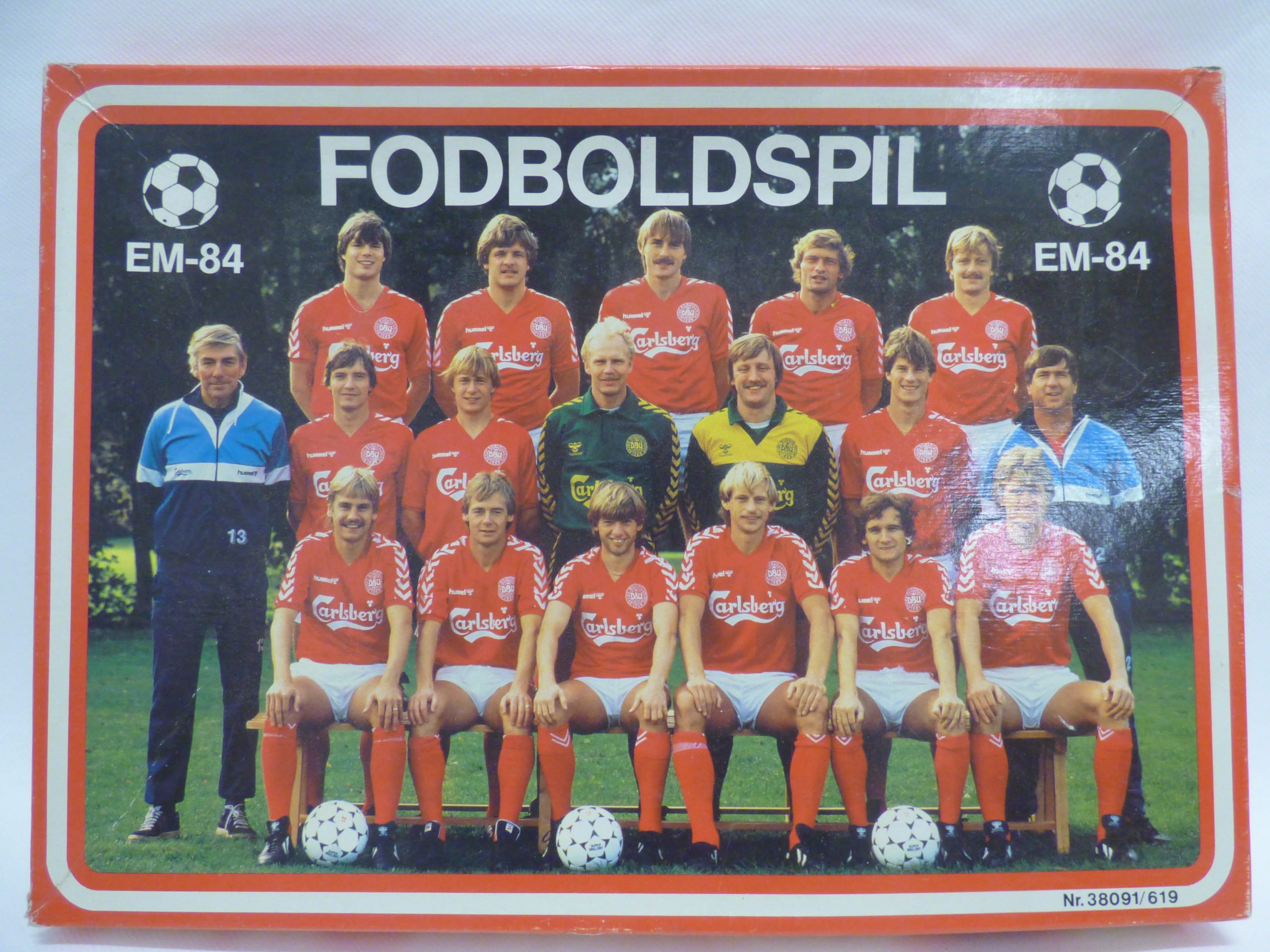 Fodbold spil EM-84 - Aukt.nr. SGA-218 - Genbrugsauktion